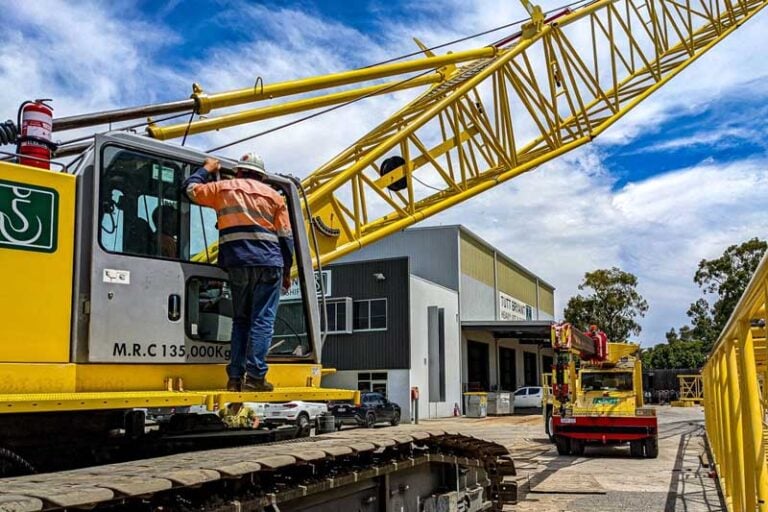 Top 10 Safety Mistakes New C6 Crane Operators Make